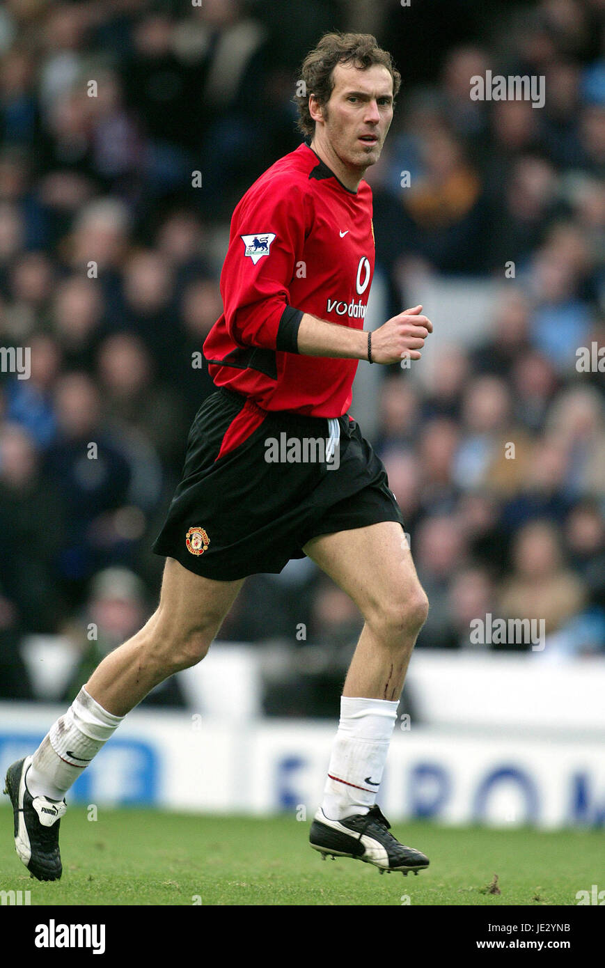 LAURENT BLANC MANCHESTER UNITED FC MAINE ROAD MANCHESTER ENGLAND 09 ...