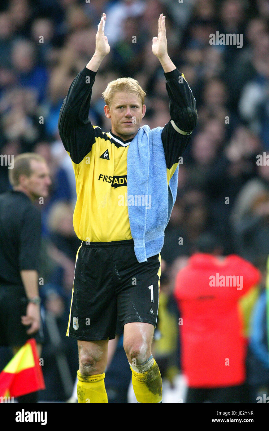 PETER SCHMEICHEL MANCHESTER CITY FC MAINE ROAD MANCHESTER ENGLAND 09 ...