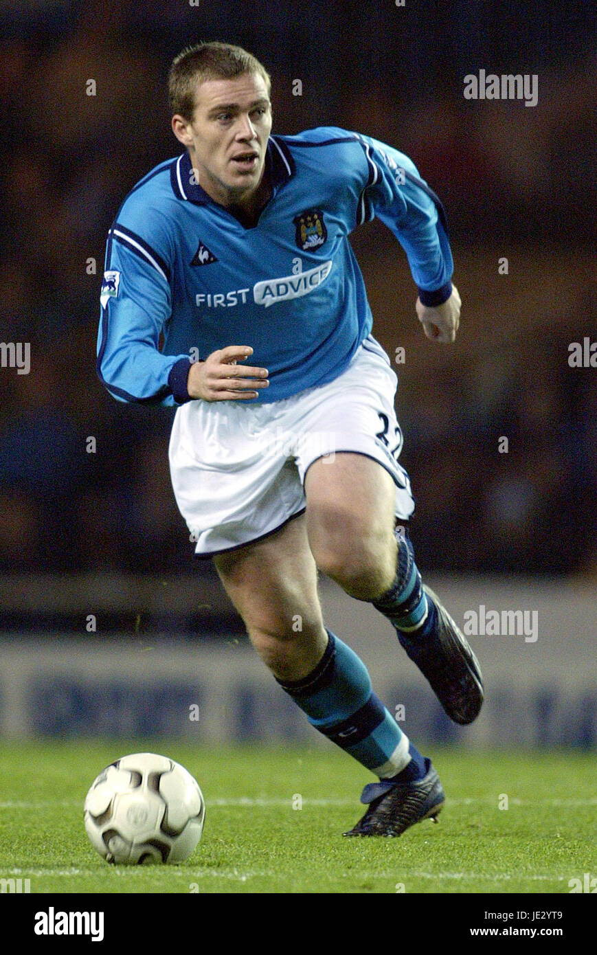 Richard dunne manchester city hi-res stock photography and images - Alamy
