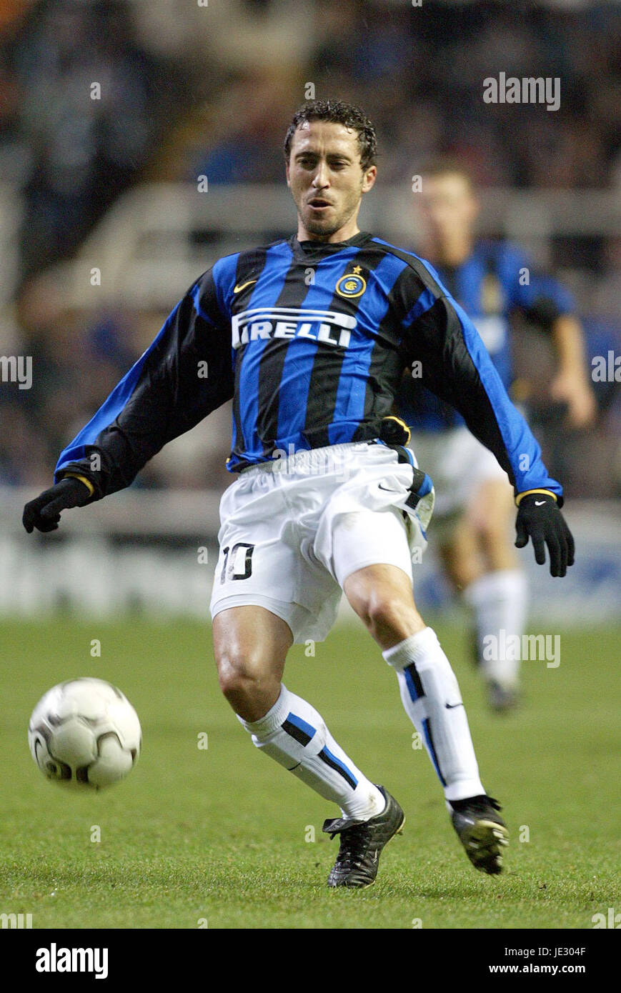 DOMENICO MORFEO INTER MILAN ST JAMES PARK NEWCASTLE 27 November 2002 ...