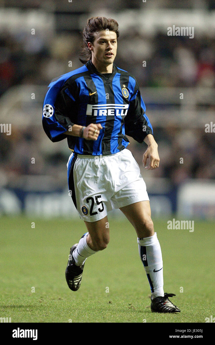 MATIAS ALMEYDA INTER MILAN ST JAMES PARK NEWCASTLE 27 November 2002 ...