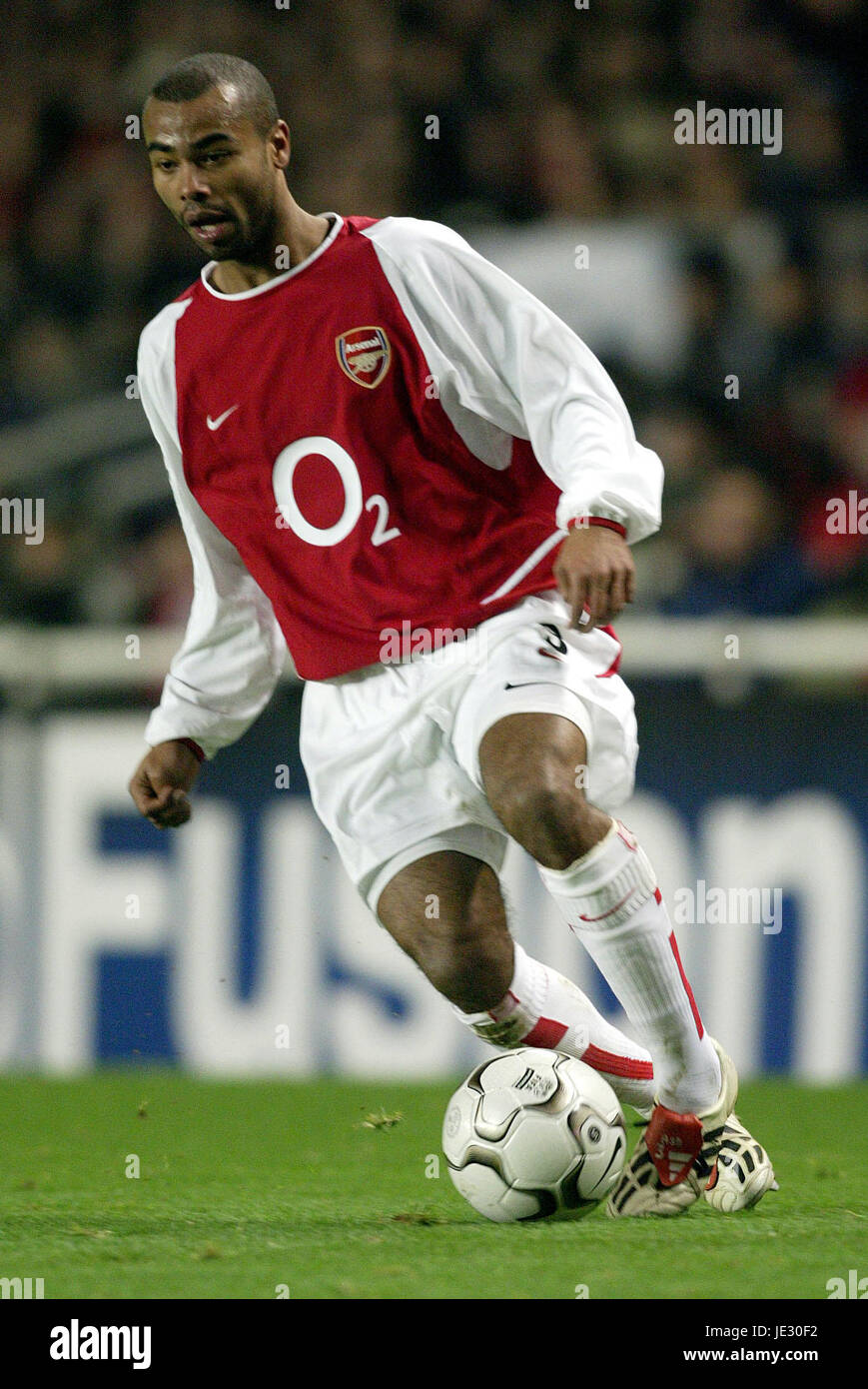 Ashley cole arsenal hi-res stock photography and images - Alamy