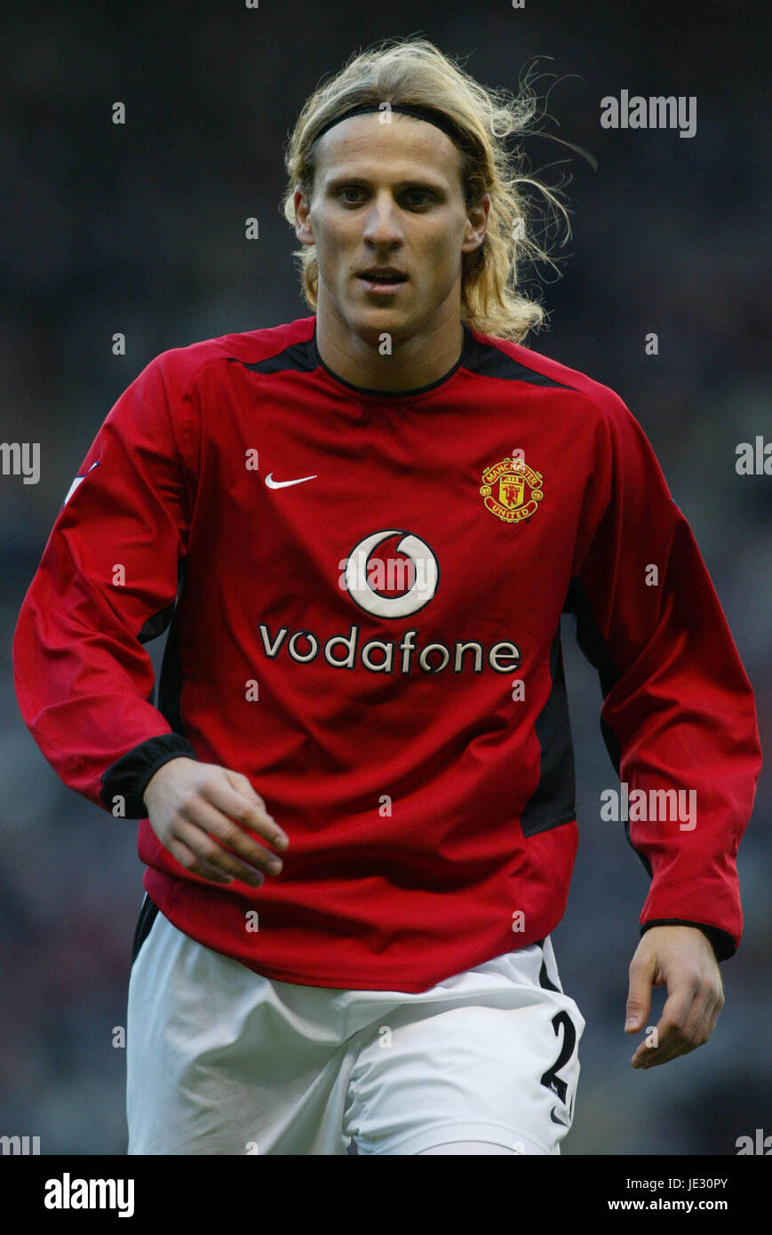 DIEGO FORLAN MANCHESTER UNITED FC OLD TRAFFORD MANCESTER 28 December ...