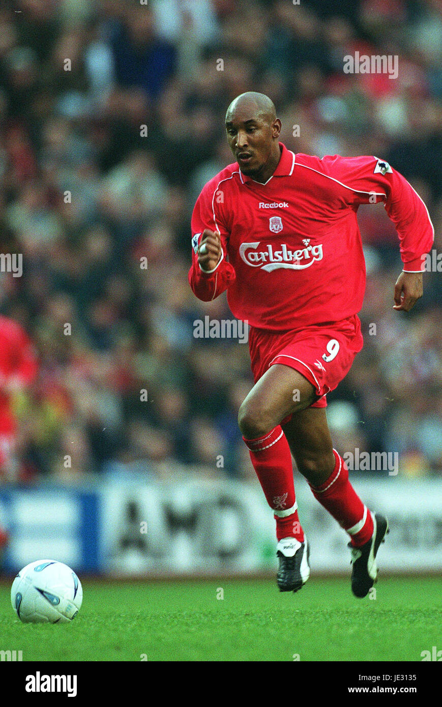 Nicolas anelka 2002 hi-res stock photography and images - Alamy