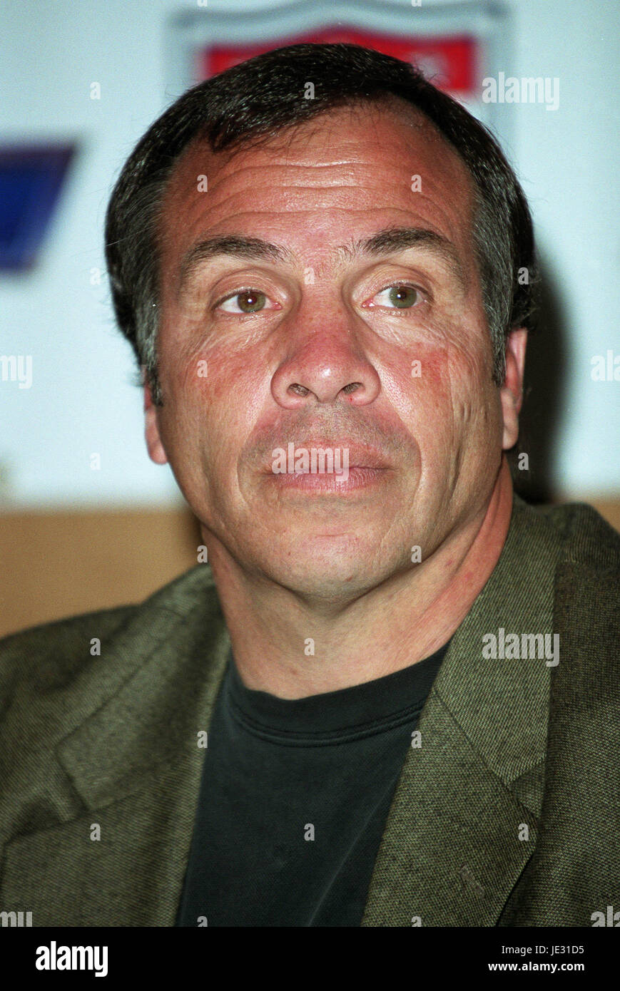 Usa coach bruce arena hi-res stock photography and images - Alamy