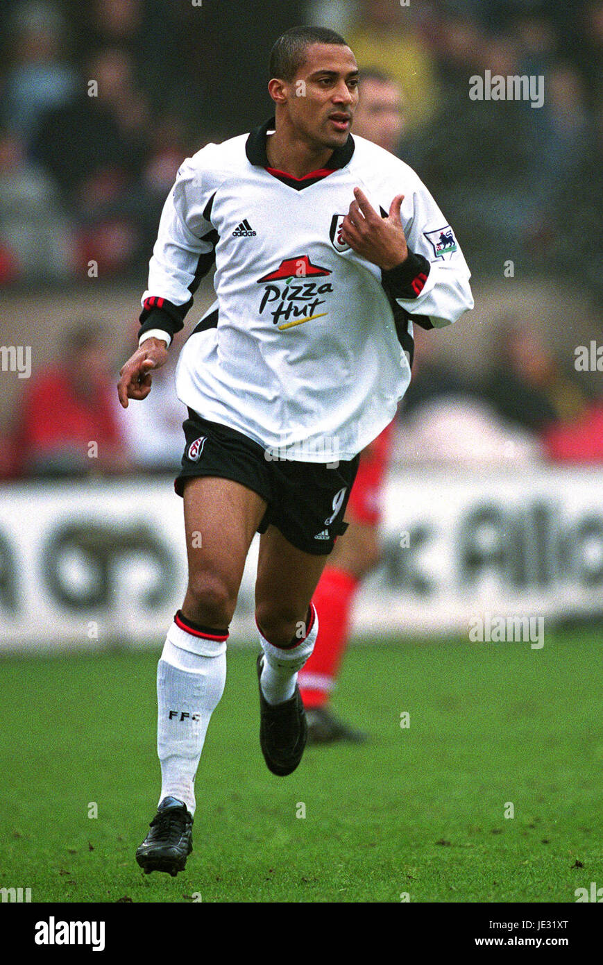 STEVE MARLET FULHAM FC BRESCOT STADIUM WALSALL ENGLAND 16 February 2002 ...