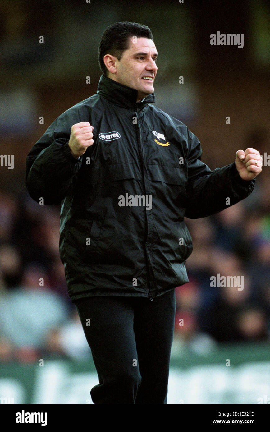 Football manager john gregory hi-res stock photography and images - Alamy