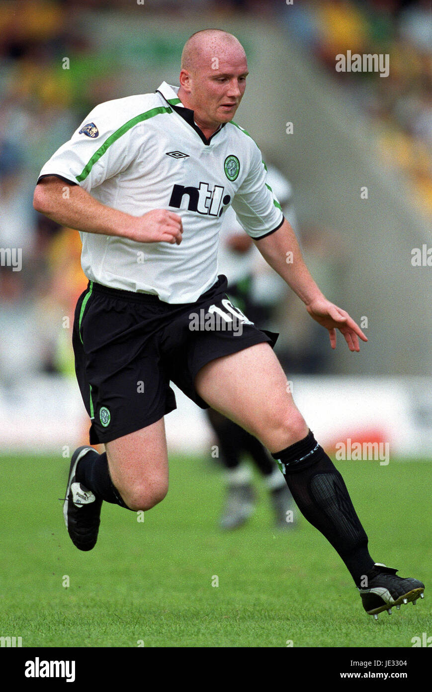 JOHN HARTSON GLASGOW CELTIC FC FIRHILL STADIUM GLASGOW SCOTLAND 24 ...