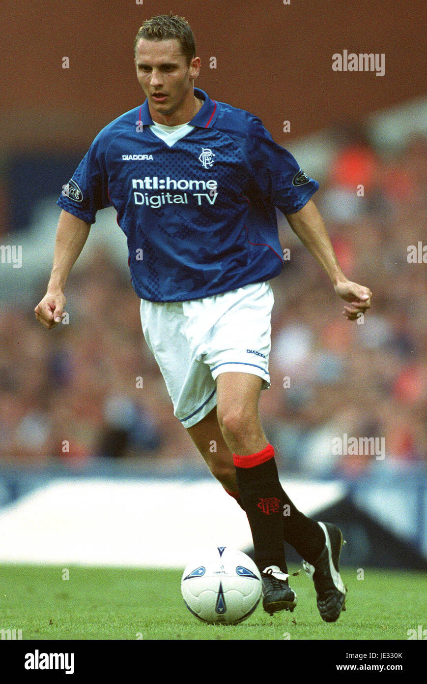 PETER LOVENKRANDS GLASGOW RANGERS FC IBROX STADIUM GLASGOW SCOTLAND 25 ...