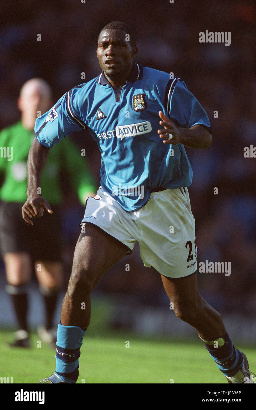 MARC-VIVIEN FOE MANCHESTER CITY FC MAINE ROAD MANCHESTER ENGLAND 19 ...