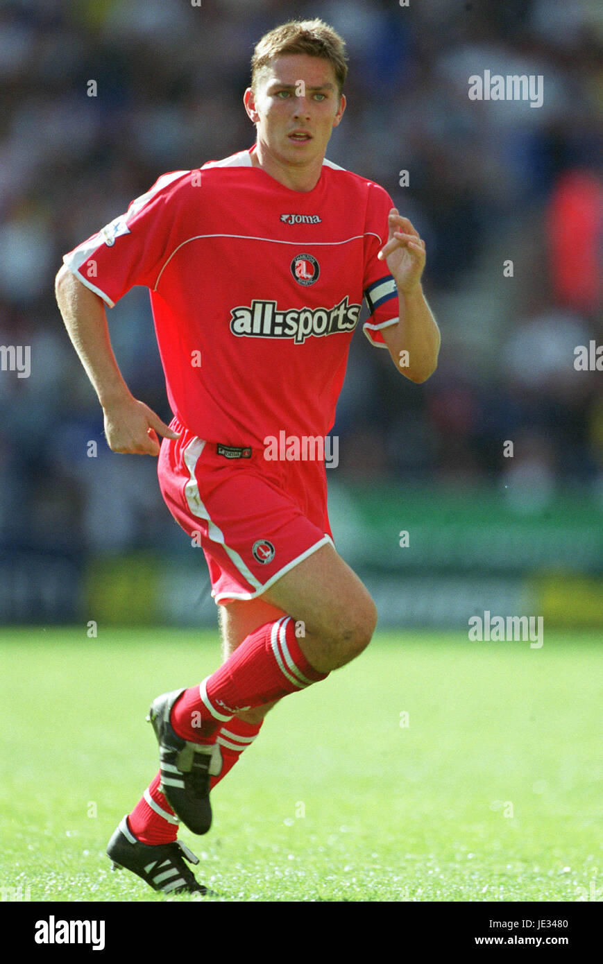 MATT HOLLAND CHARLTON ATHLETIC FC REEBOK STADIUM BOLTON ENGLAND 30 ...