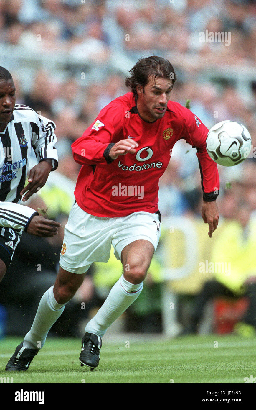 Ruud van nistelrooy newcastle hi-res stock photography and images - Alamy Ruud van nistelrooy newcastle hi-res stock photography and images - Alamy