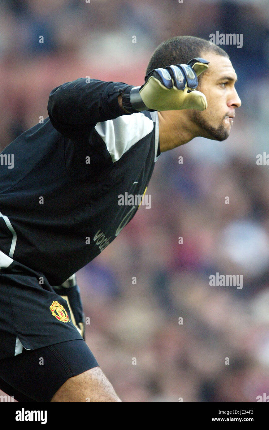 TIM HOWARD MANCHESTER UNITED FC OLD TRAFFORD MANCHESTER ENGLAND 13 ...