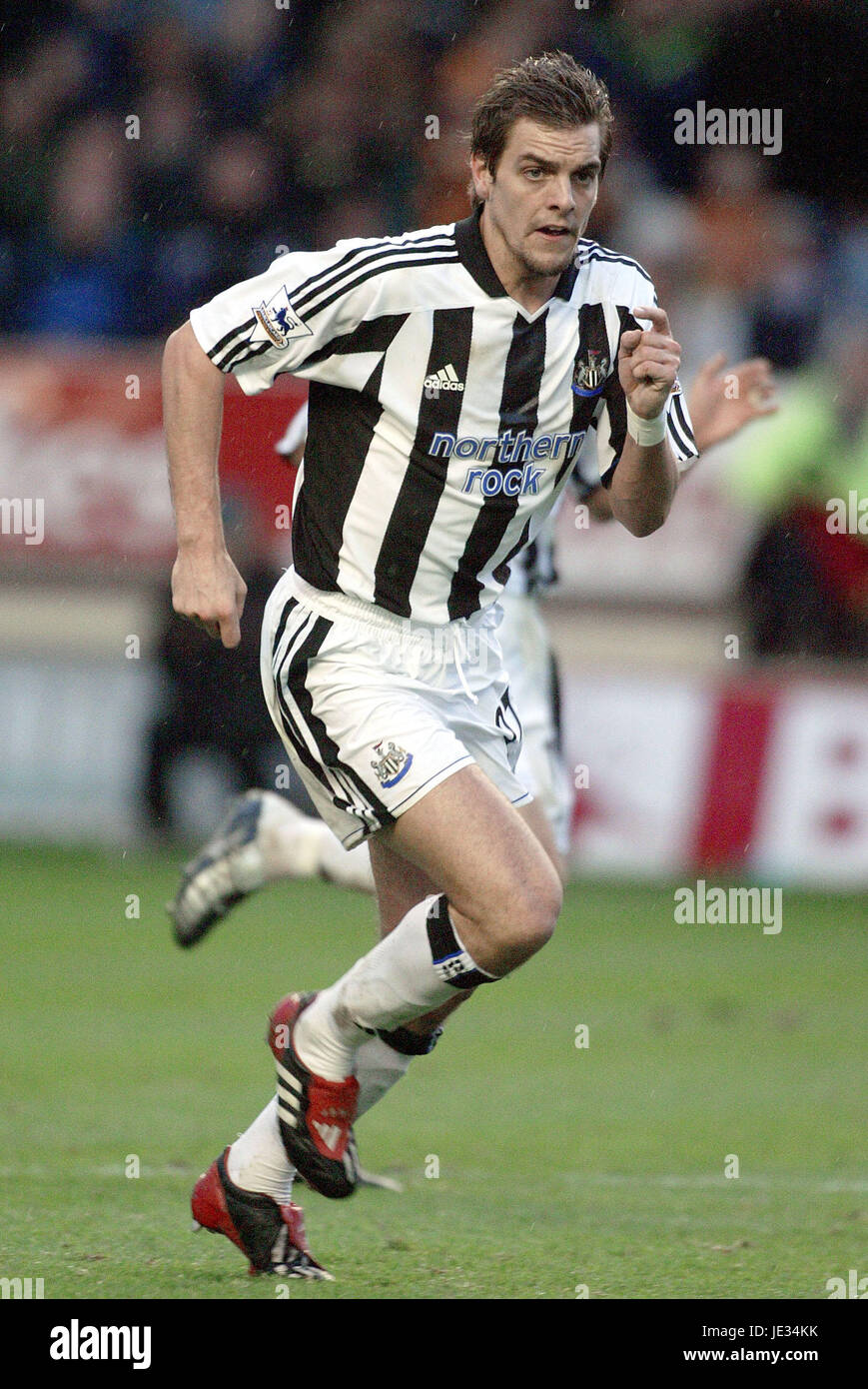 JONATHAN WOODGATE NEWCASTLE UNITED FC MOLINEUX STADIUM WOLVERHAMPTON ...