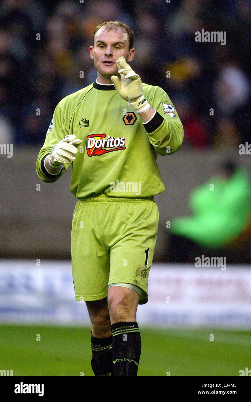 MICHAEL OAKES WOLVERHAMPTON WANDERS FC MOLINEUX STADIUM WOLVERHAMPTON ...