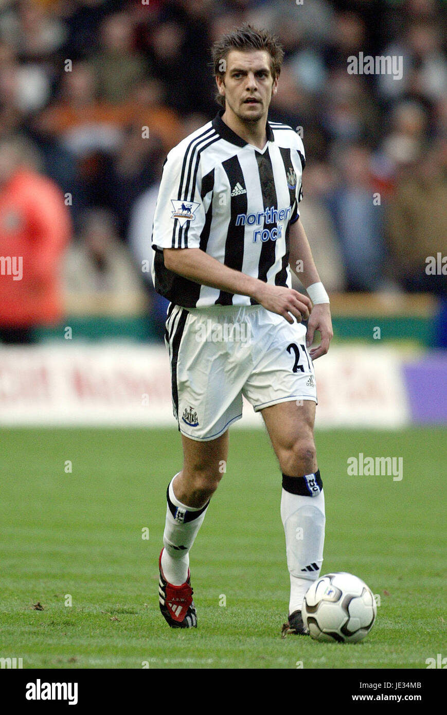 JONATHAN WOODGATE NEWCASTLE UNITED FC MOLINEUX STADIUM WOLVERHAMPTON ...
