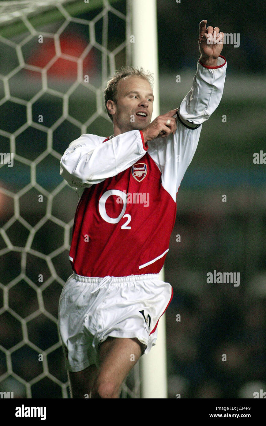 Football celebrating dennis bergkamp hi-res stock photography and ...