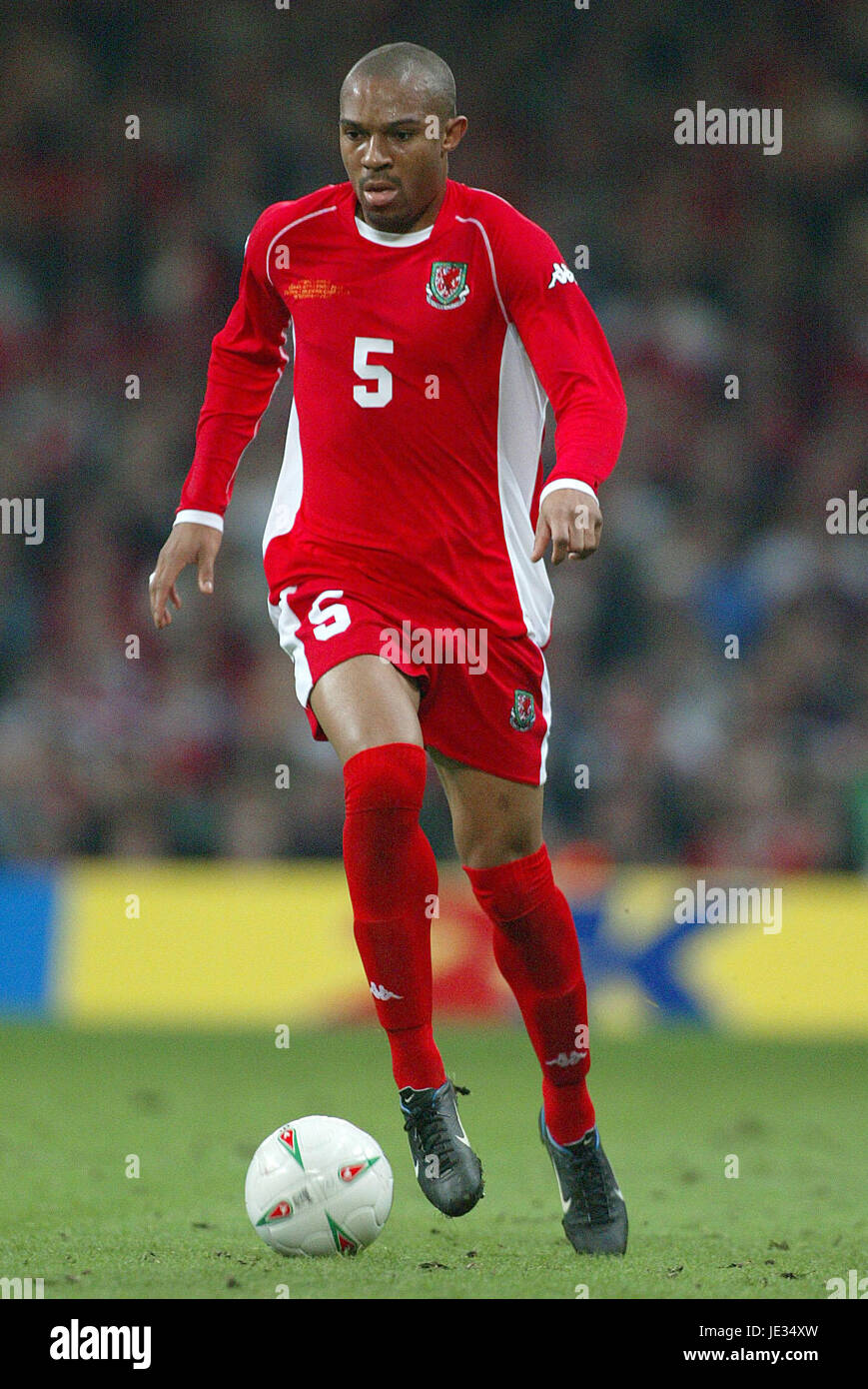 DANNY GABBIDON WALES & CARDIFF CITY FC MILLENIUM STADIUM CARDIFF WALES ...