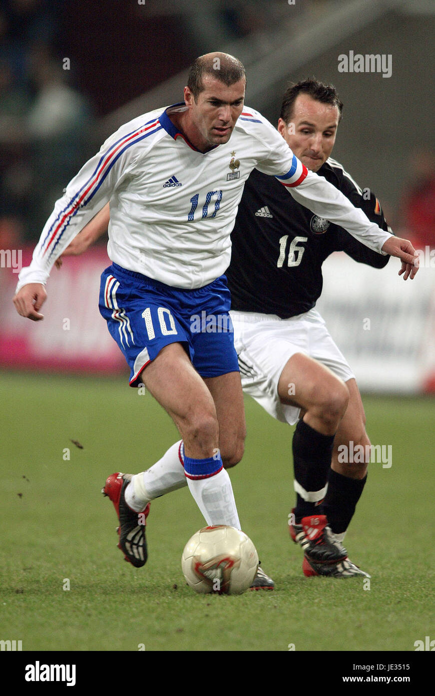 ZINEDINE ZIDANE JENS JEREMIES GERMANY V FRANCE GELSENKIRCHEN GERMANY 15 ...
