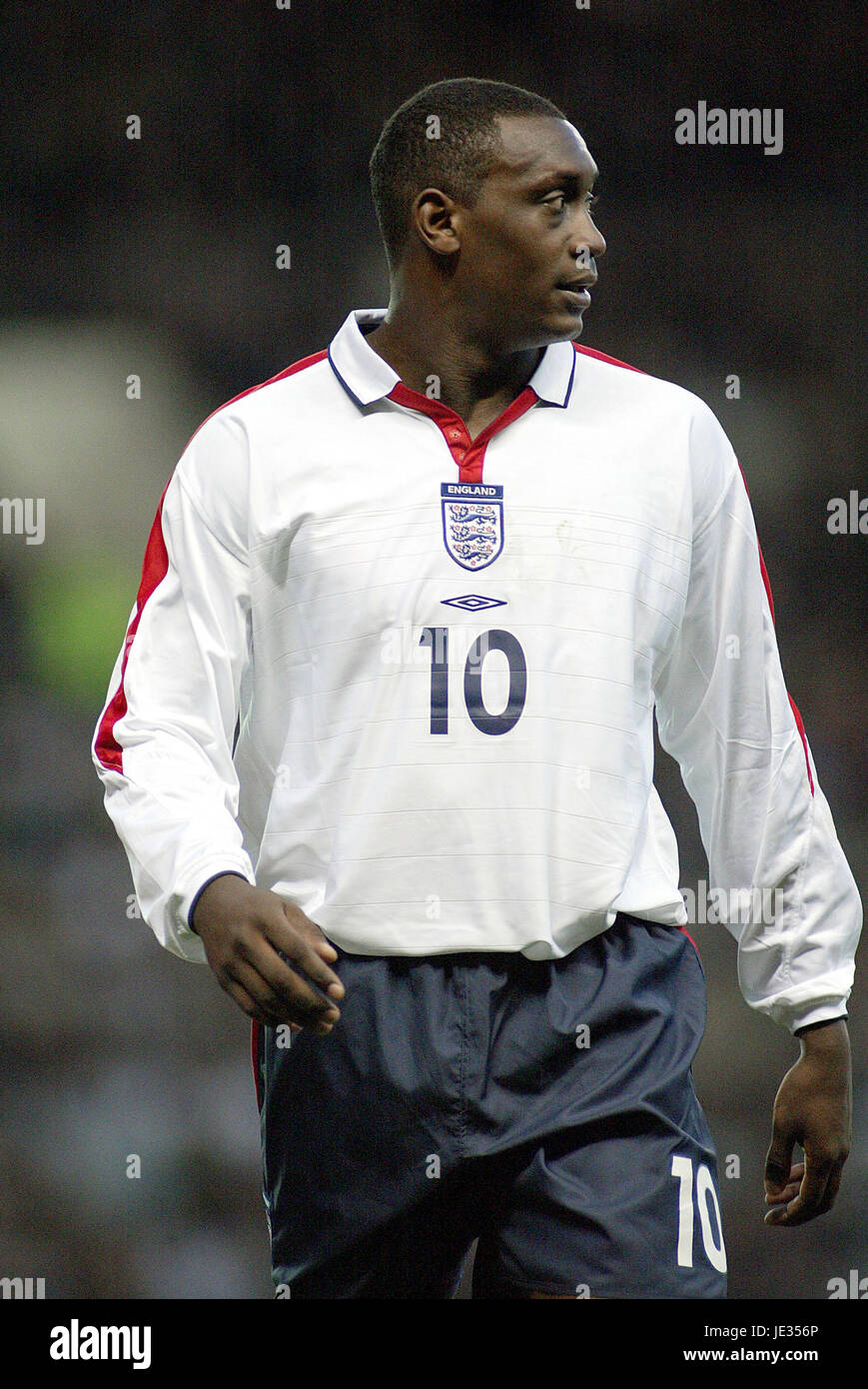 EMILE HESKEY ENGLAND & LIVERPOOL FC OLD TRAFFORD MANCHESTER ENGLAND 16 ...