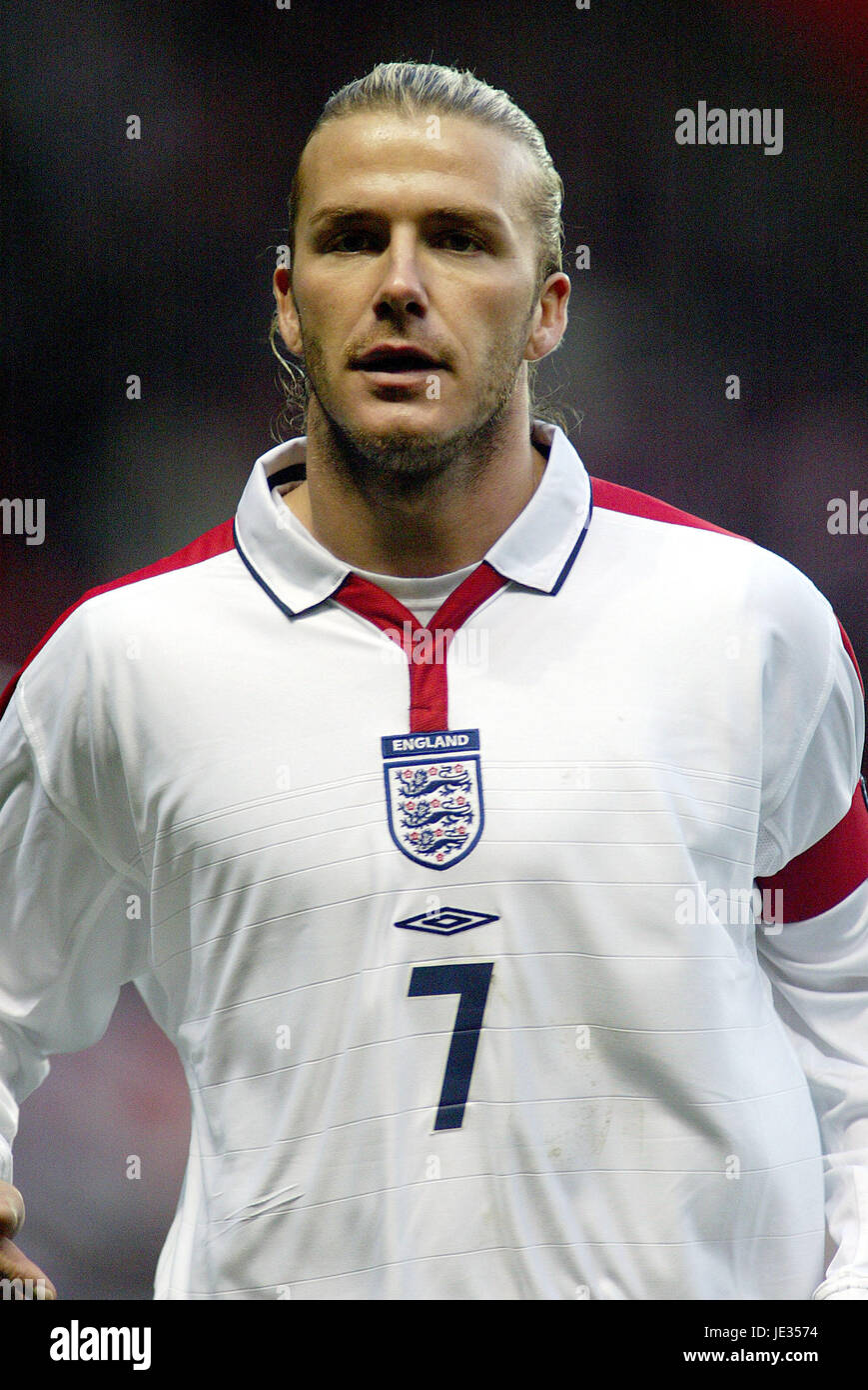 DAVID BECKHAM ENGLAND & REAL MADRID FC OLD TRAFFORD MANCHESTER ENGLAND ...