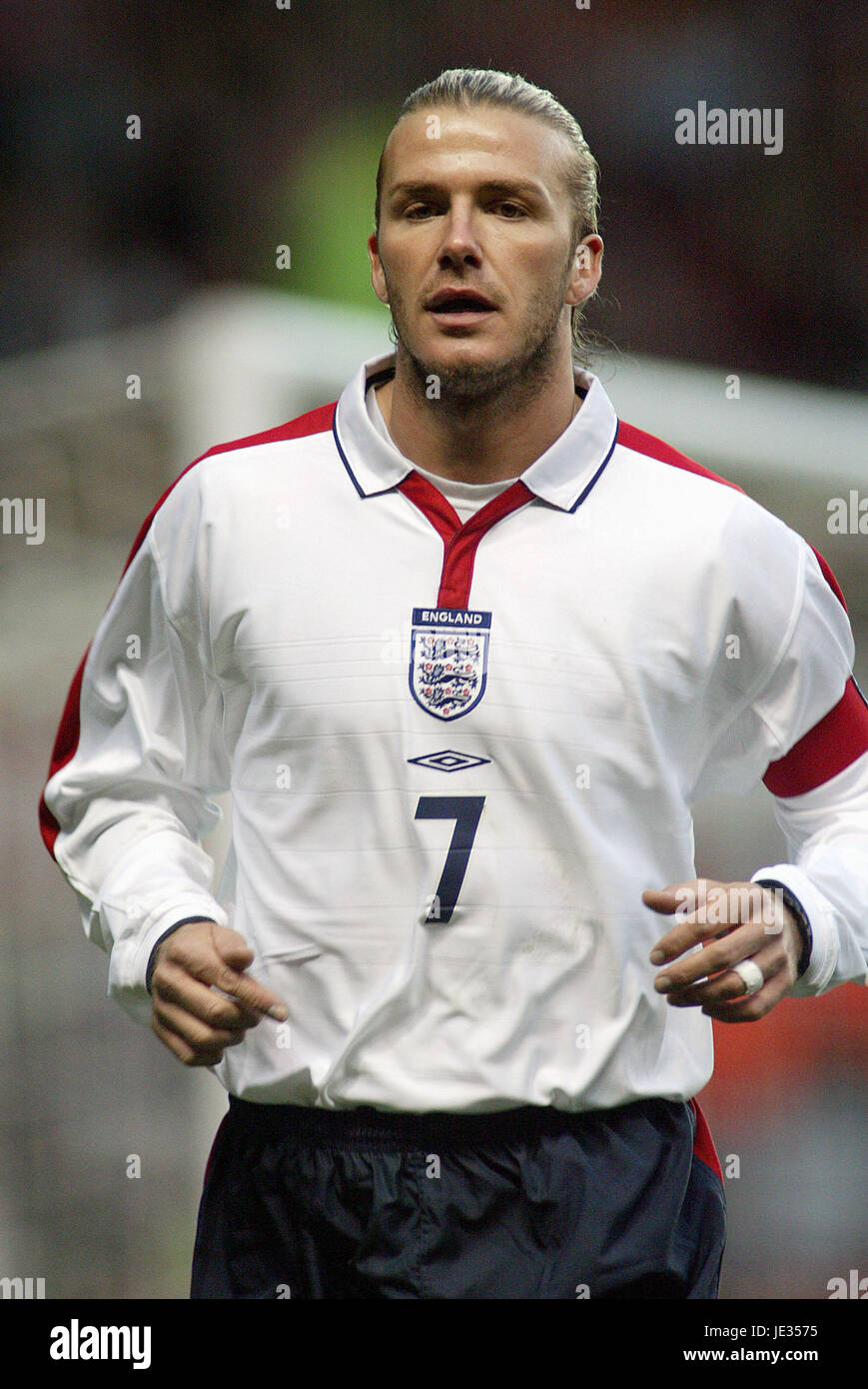 DAVID BECKHAM ENGLAND & REAL MADRID FC OLD TRAFFORD MANCHESTER ENGLAND ...