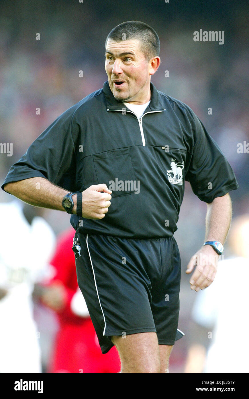 JEFF WINTER PREMIERSHIP REFEREE ANFIELD LIVERPOOL ENGLAND 25 October ...