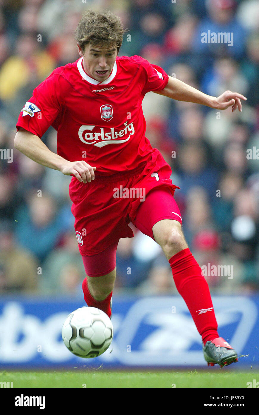 HARRY KEWELL LIVERPOOL FC ANFIELD LIVERPOOL ENGLAND 25 October 2003 ...