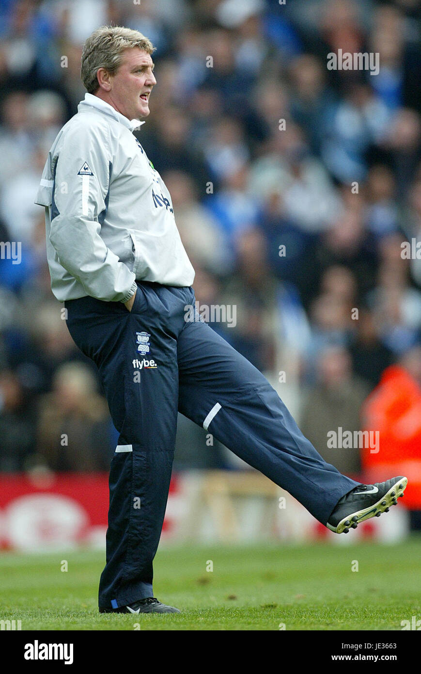 STEVE BRUCE BIRMINGHAM CITY FC MANAGER ST ANDREWS BIRMINGHAM ENGLAND 19 ...