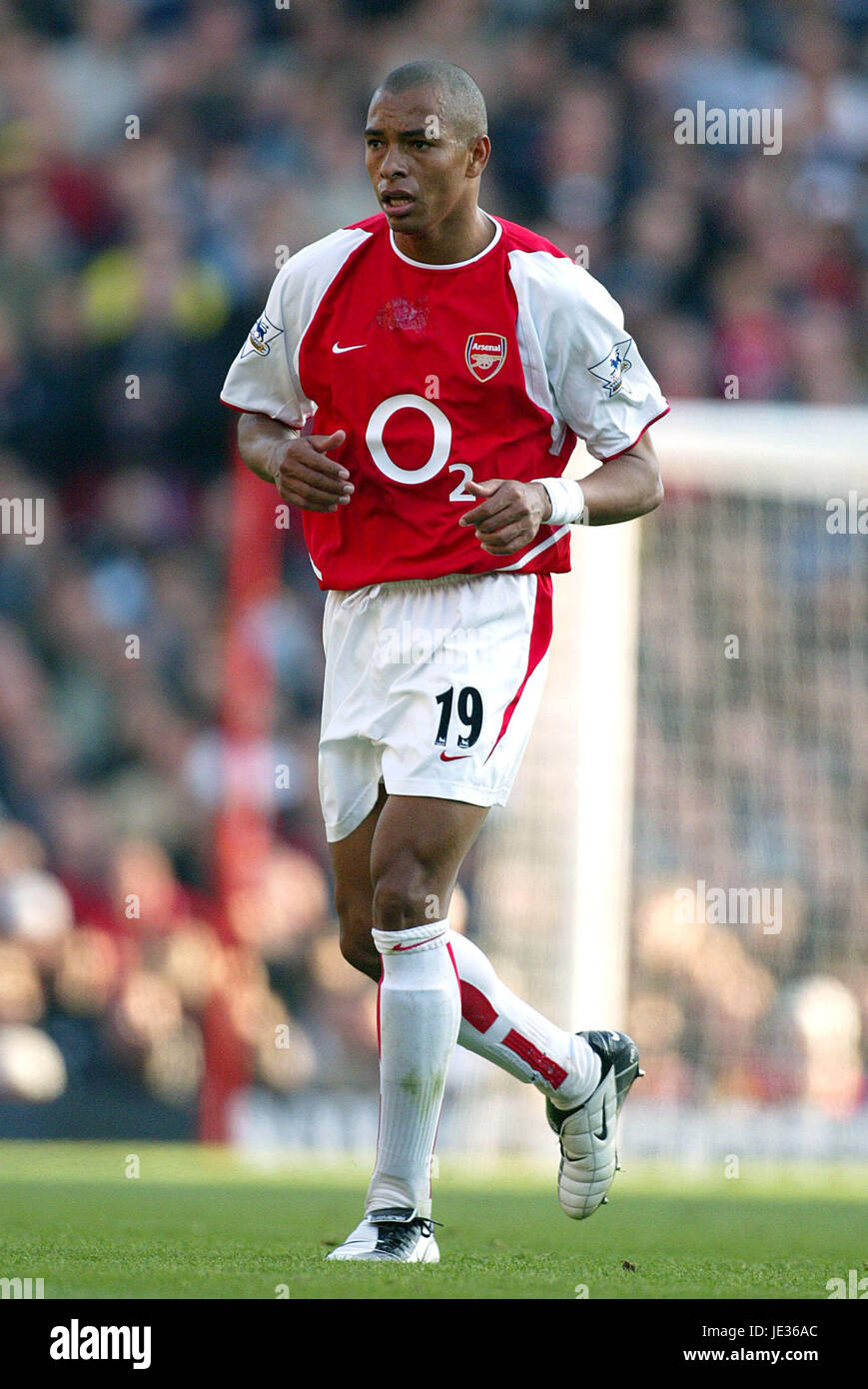Gilberto silva arsenal hi-res stock photography and images - Alamy