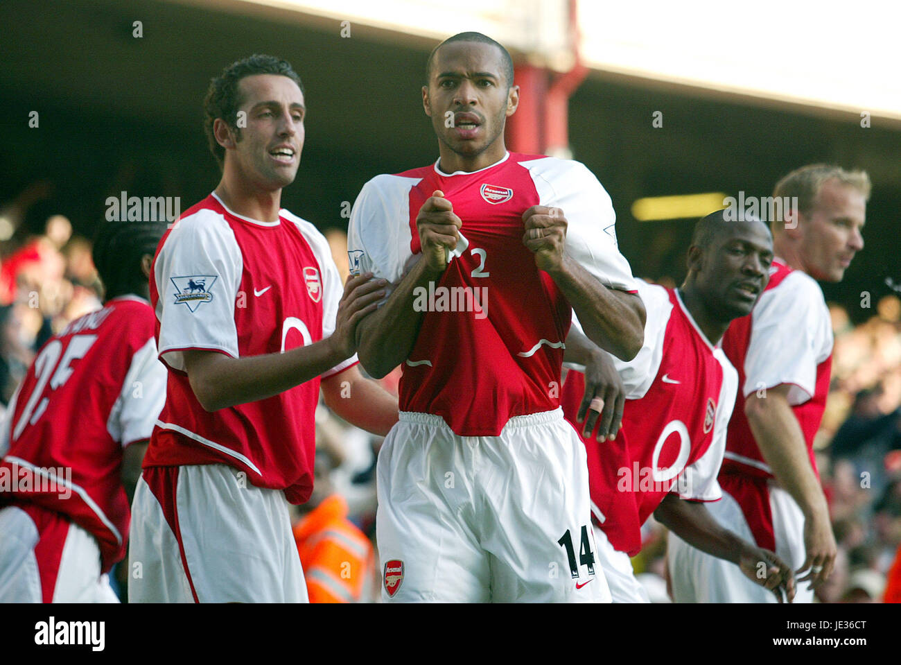 THIERRY HENRY ARSENAL FC HIGHBURY LONDON ENGLAND 18 October 2003 Stock ...