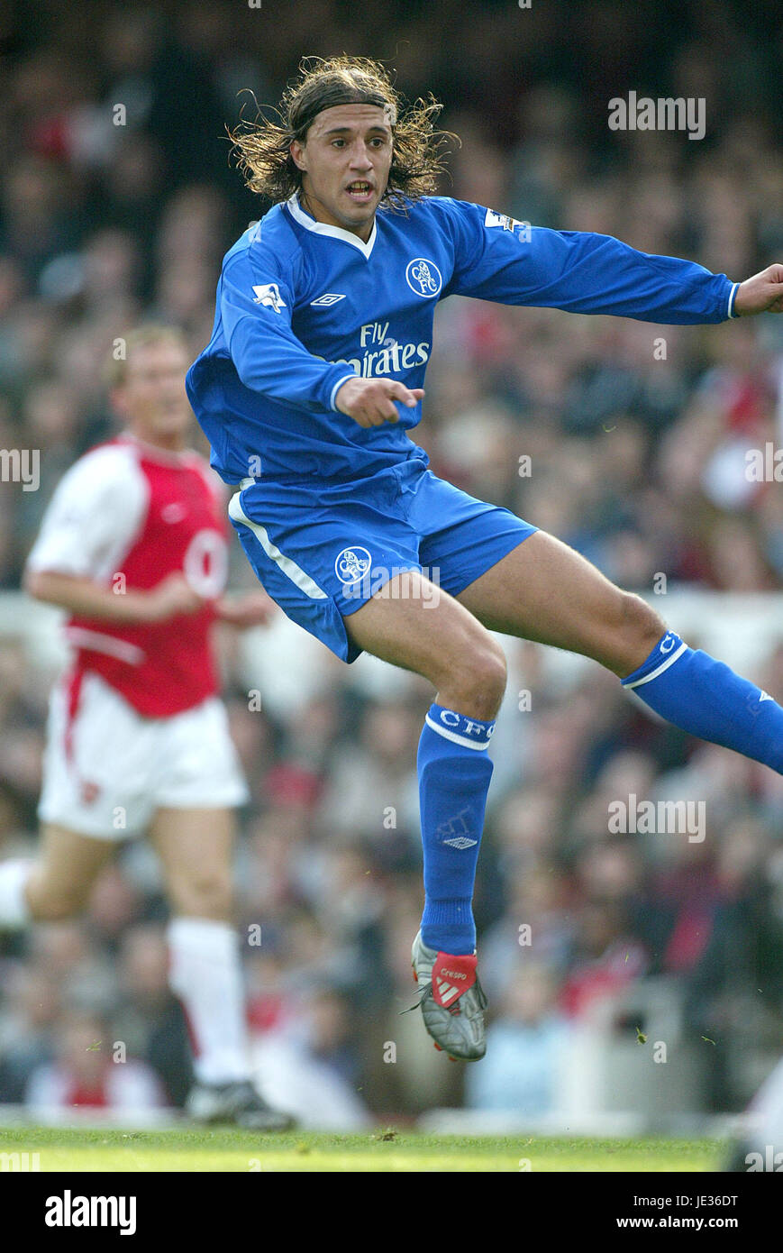Hernan crespo chelsea 2003 hi-res stock photography and images - Alamy