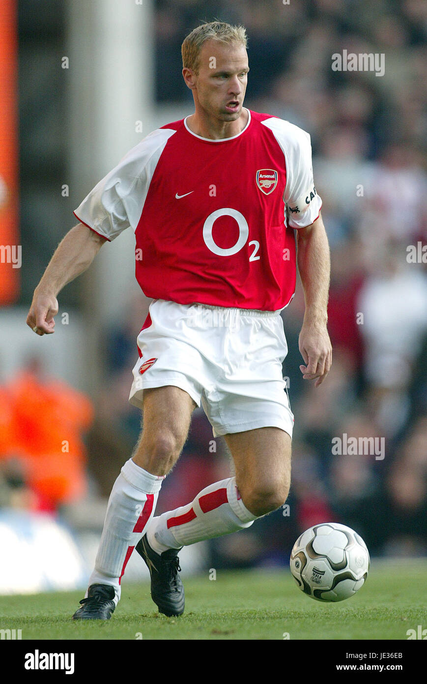 DENNIS BERGKAMP ARSENAL FC HIGHBURY LONDON ENGLAND 18 October 2003 ...