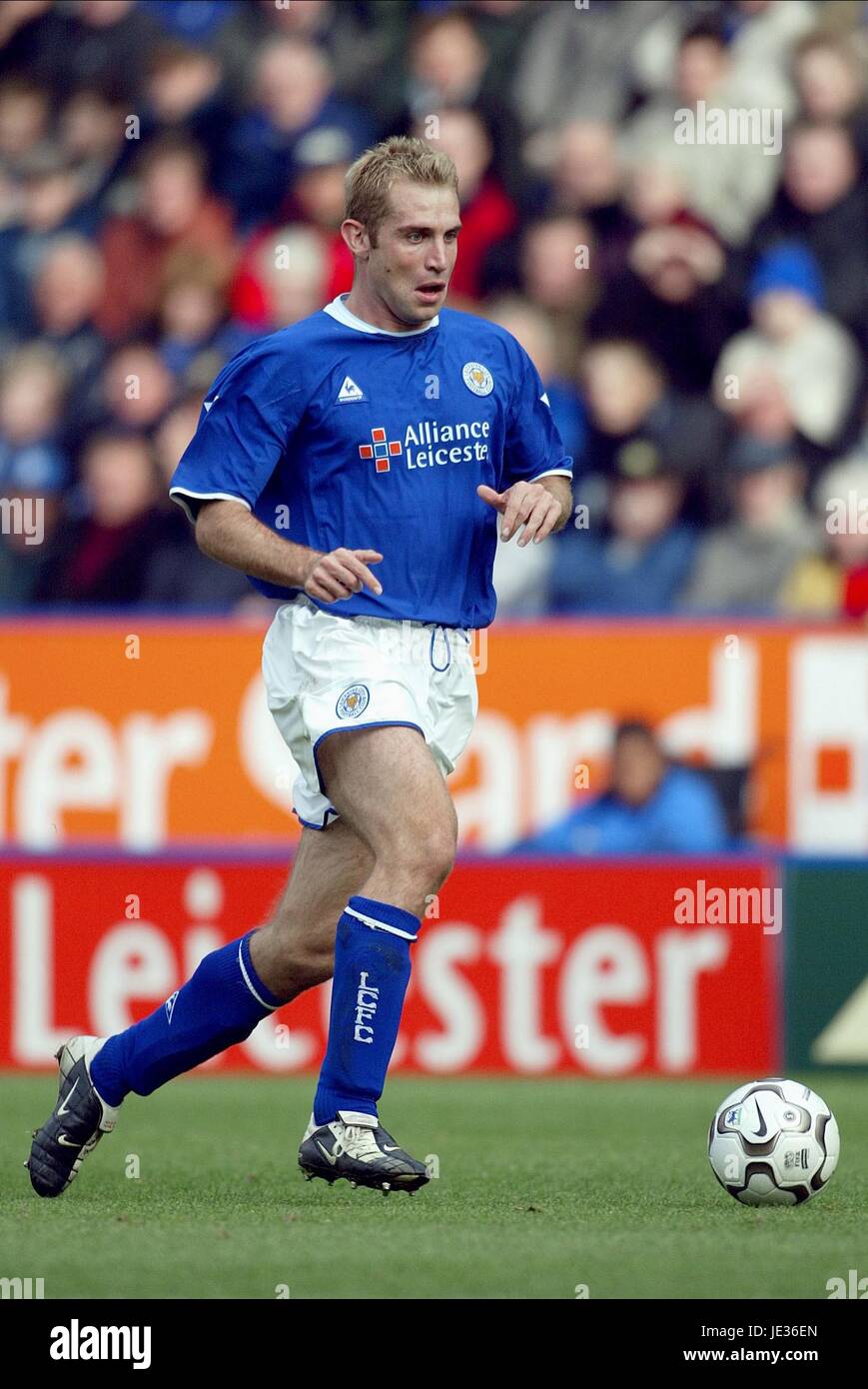JAMES SCOWCROFT LEICESTER CITY FC WALKERS STADIUM LEICESTER ENGLAND 19 ...