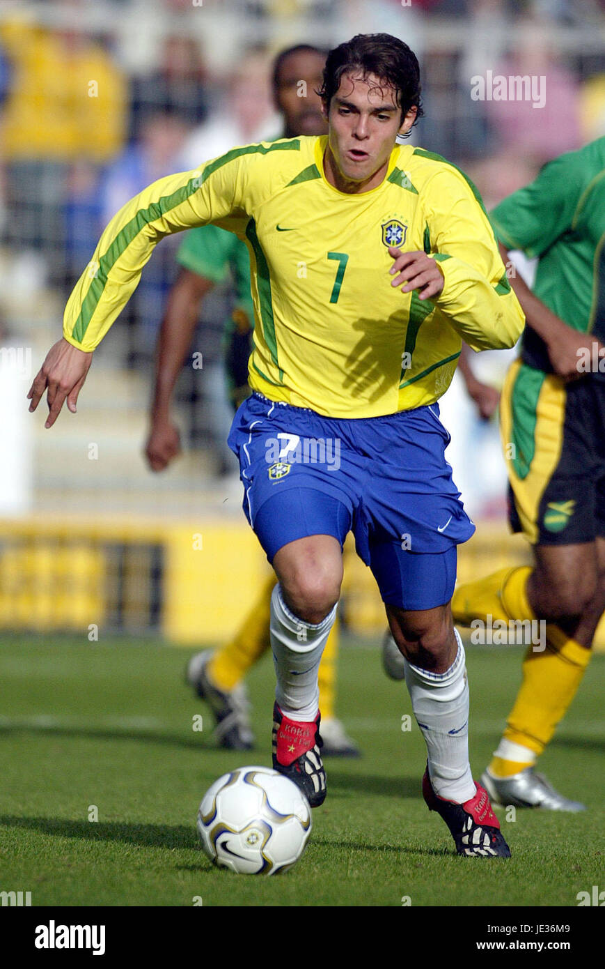 KAKA BRAZIL & AC MILAN WALKERS STADIUM LEICESTER ENGLAND 12 October ...