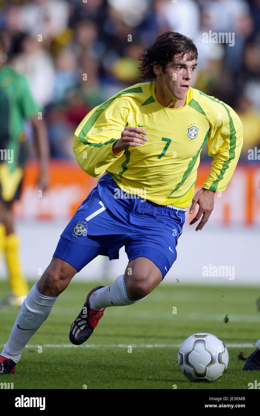 KAKA BRAZIL & AC MILAN WALKERS STADIUM LEICESTER ENGLAND 12 October ...