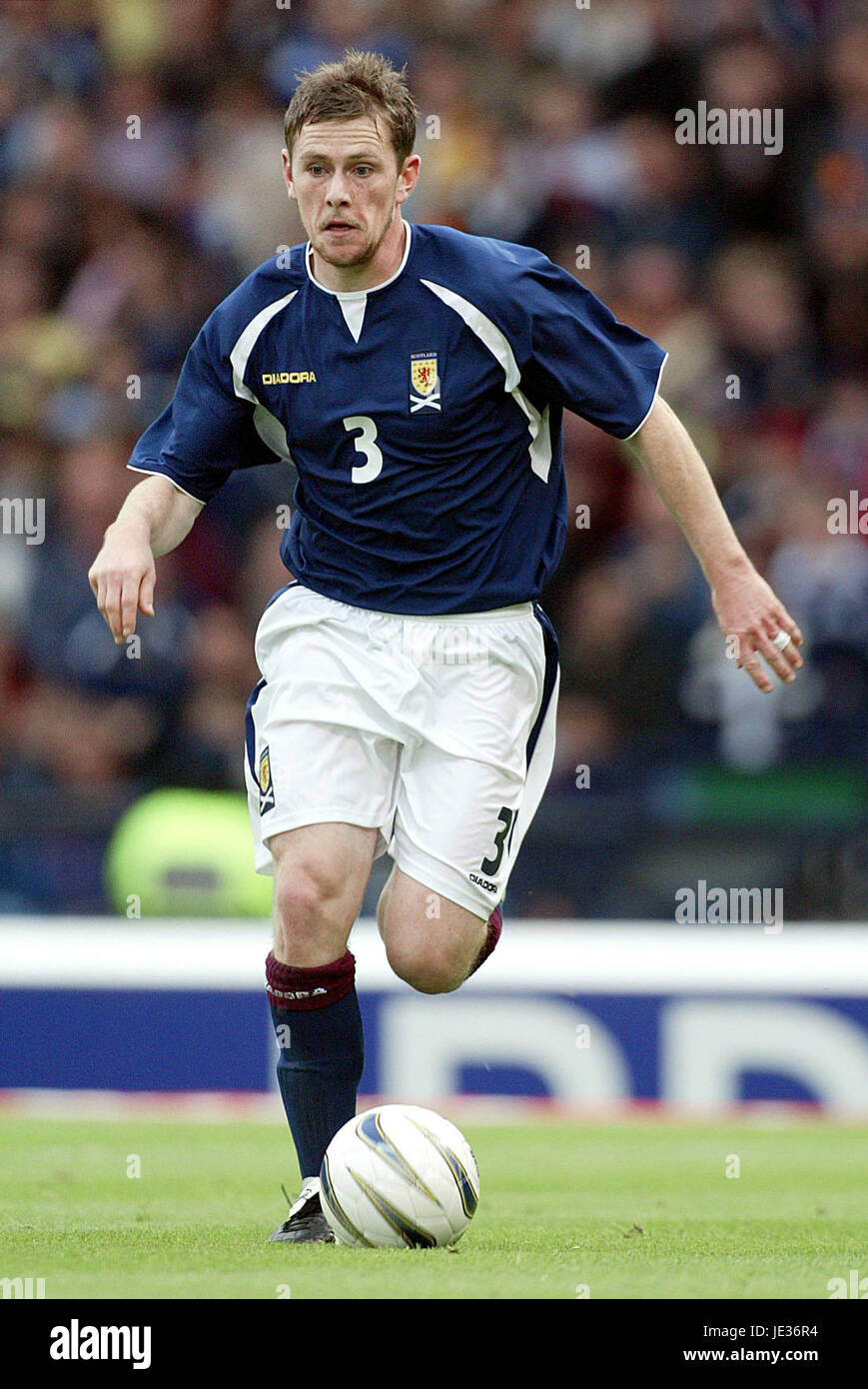 GARY NAYSMITH SCOTLAND & EVERTON FC HAMPDEN PARK GLASGOW SCOTLAND 11 ...