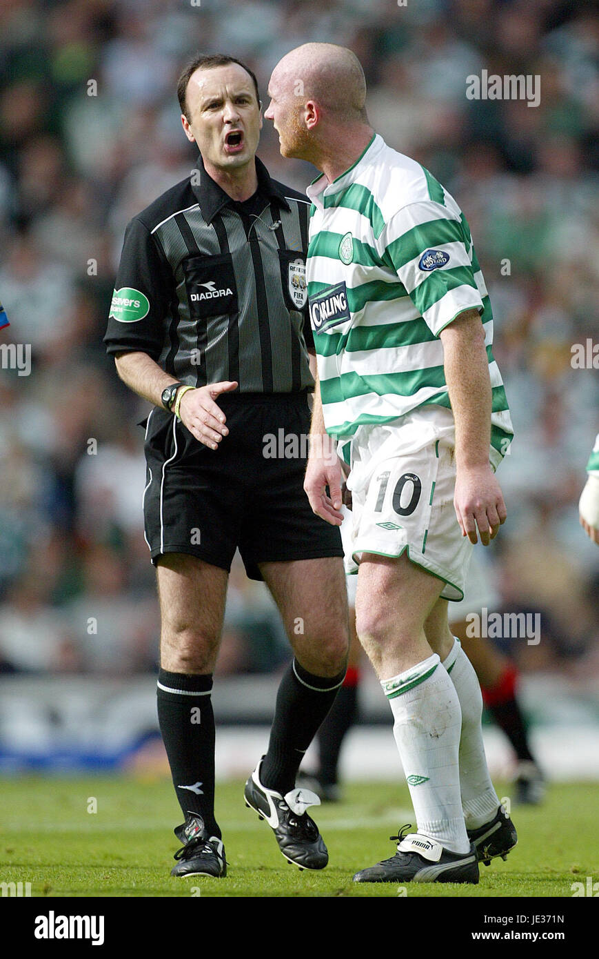 JOHN HARTSON & REFEREE GLASGOW RANGERS V CELTIC FC IBROX STADIUM ...