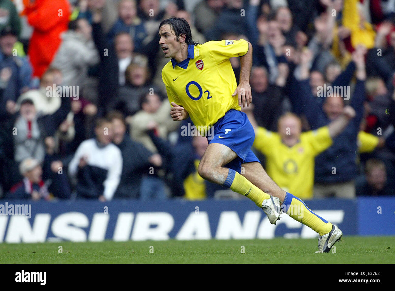 ROBERT PIRES LIVERPOOL V ARSENAL ANFIELD LIVERPOOL ENGLAND 04 October ...