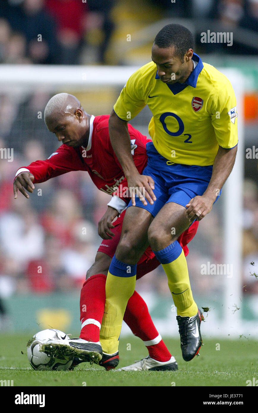EL-HADJI DIOUF & THIERRY HENRY LIVERPOOL V ARSENAL ANFIELD LIVERPOOL ...