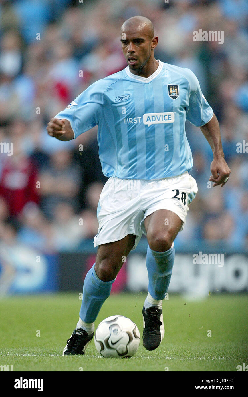 TREVOR SINCLAIR MANCHESTER CITY FC CITY OF MANCHESTER STADIUM ...