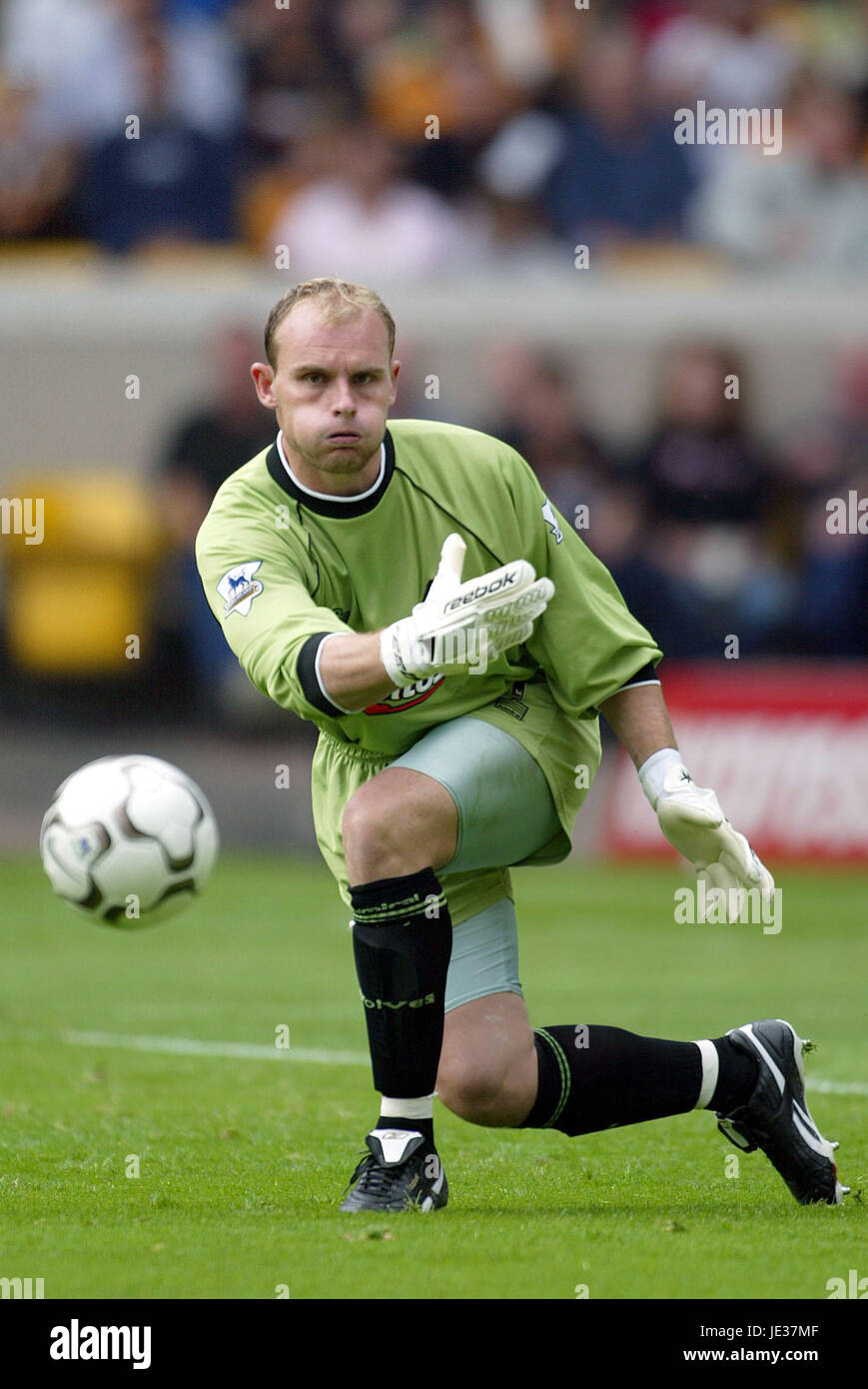 MICHAEL OAKES WOLVERHAMPTON WANDERS FC MOLINEUX WOLVERHAMPTON ENGLAND ...