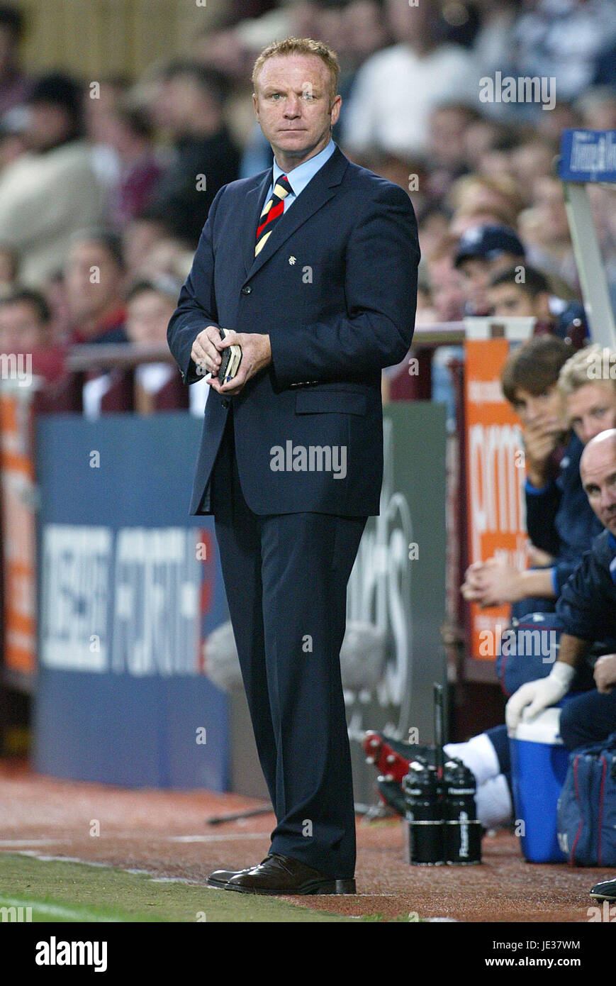 Glasgow rangers fc manager hi-res stock photography and images - Alamy