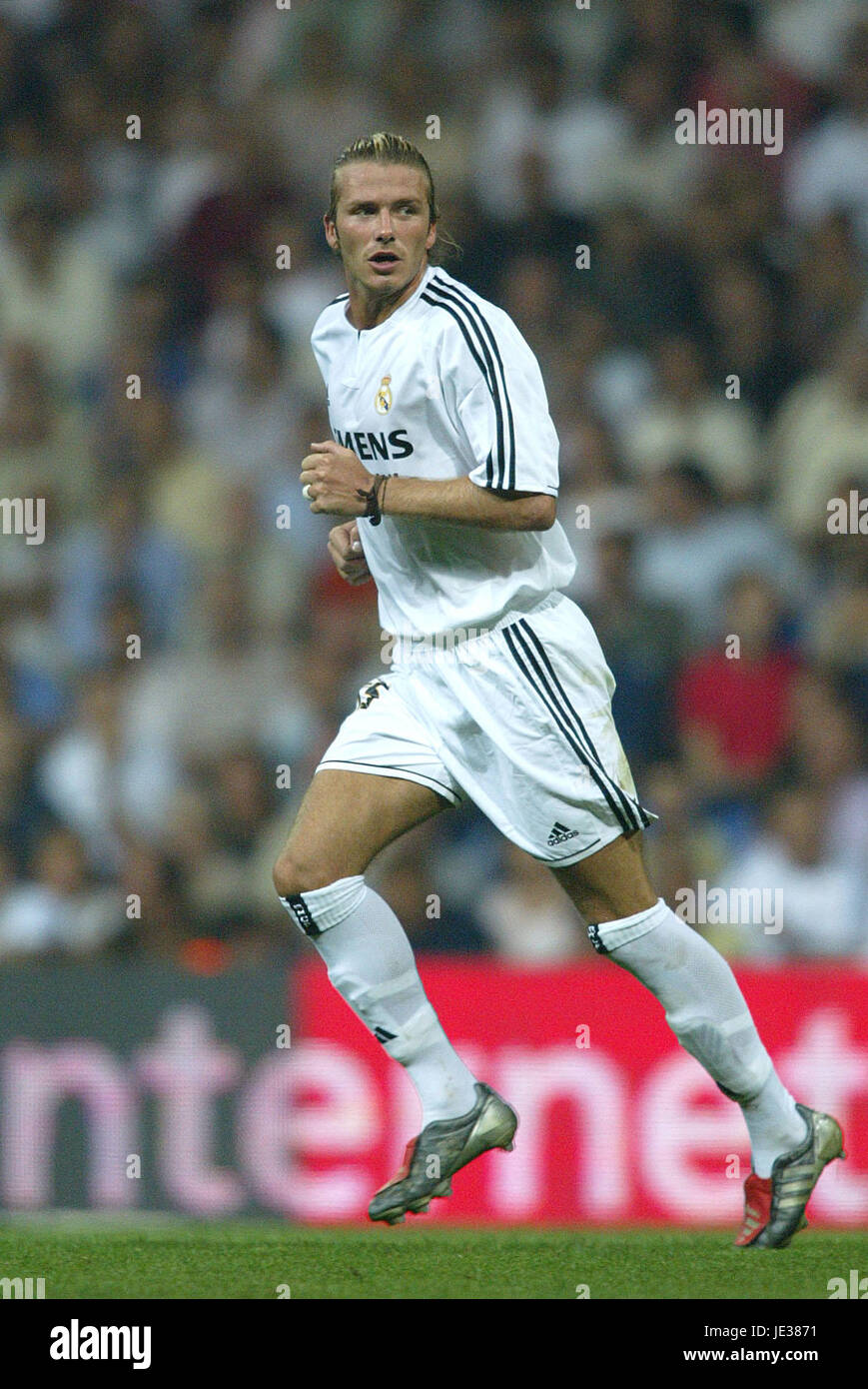 DAVID BECKHAM REAL MADRID CF SANTIAGO BERNABEU MADRID 13 September 2003 ...