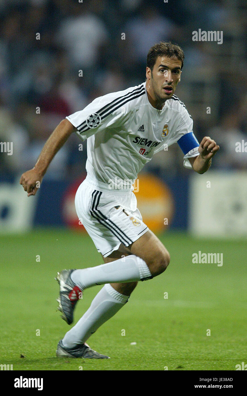 RAUL REAL MADRID CF SANTIAGO BERNABEU MADRID SPAIN 16 September 2003 ...