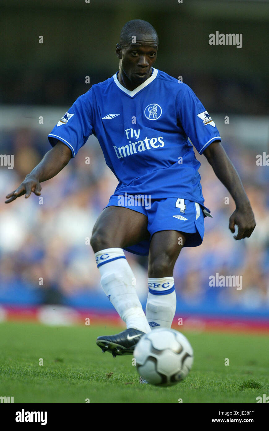 Stamford bridge claude makelele hi-res stock photography and images - Alamy