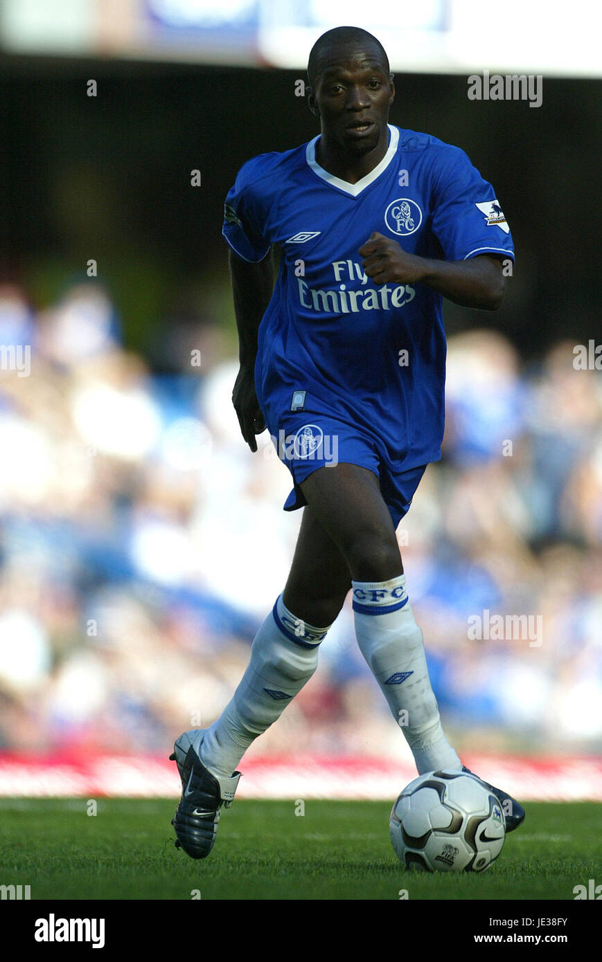 Stamford bridge claude makelele hi-res stock photography and images - Alamy