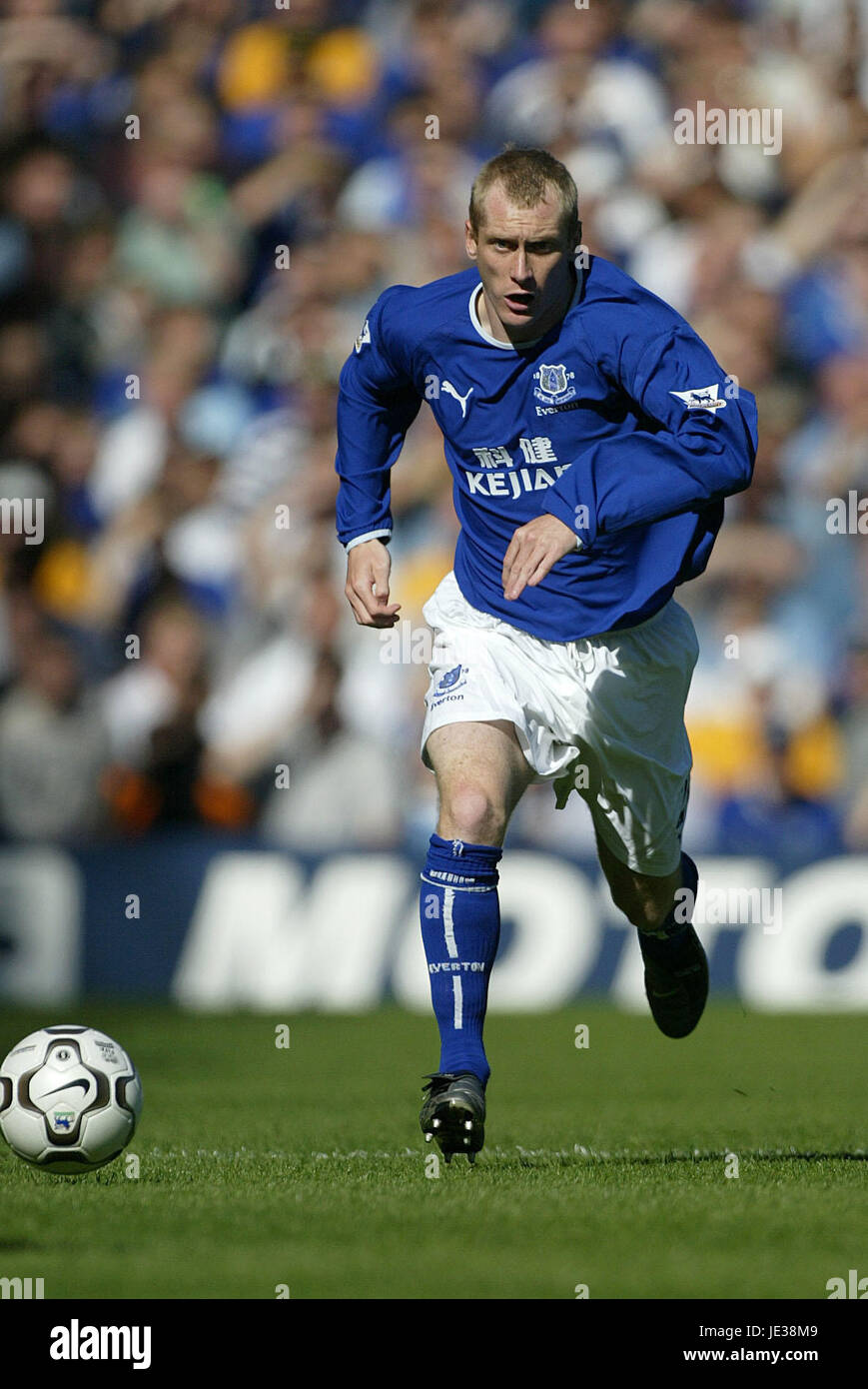 TONY HIBBERT EVERTON FC GOODISON PARK LIVERPOOL 12 September 2003 Stock ...