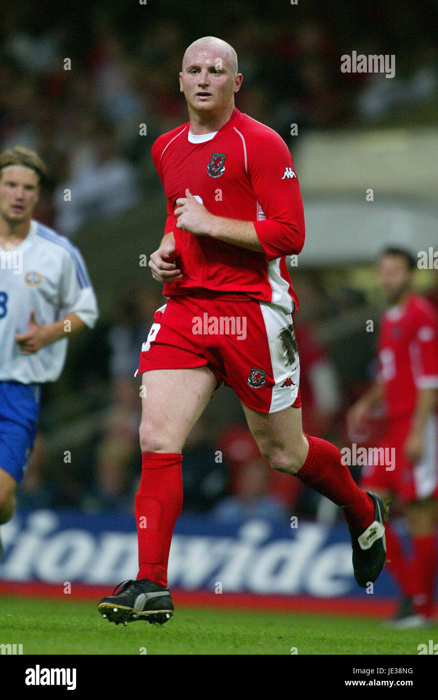 JOHN HARTSON WALES & GLASGOW CELTIC FC MILLENNIUM STADIUM CARDIFF WALES ...