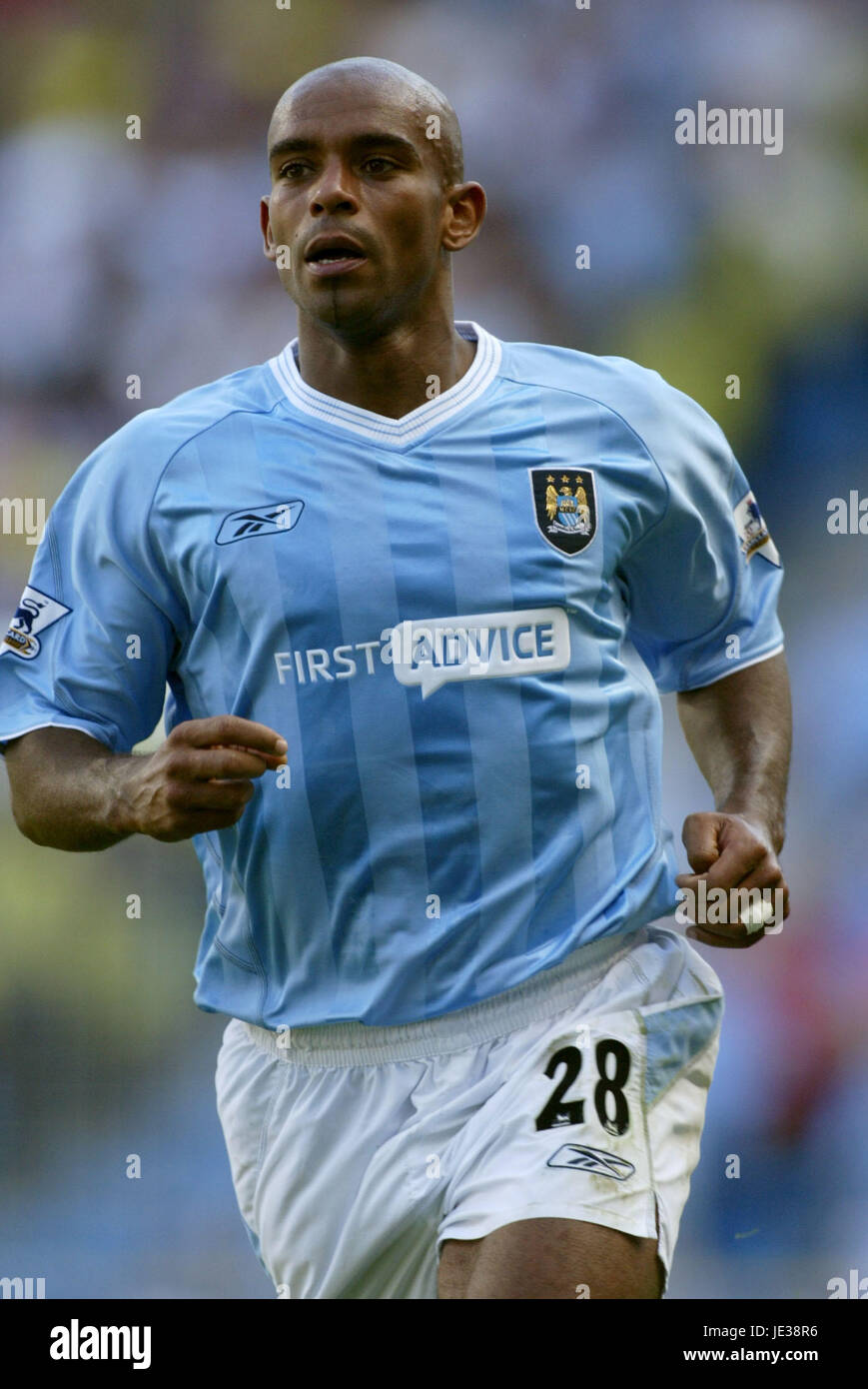 Trevor sinclair of manchester city hi-res stock photography and images ...